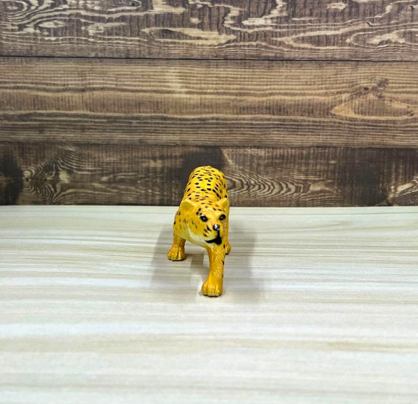 Leopard Figurine Plastic Leopard Vintage Leopard Figurine - Etsy