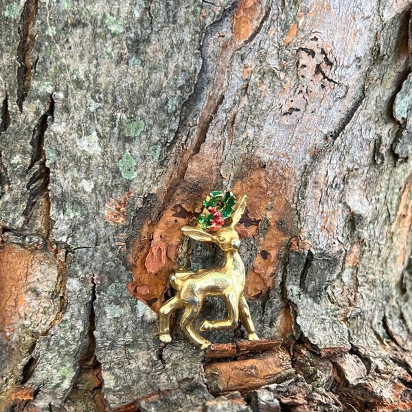 Pull String Pin - Etsy