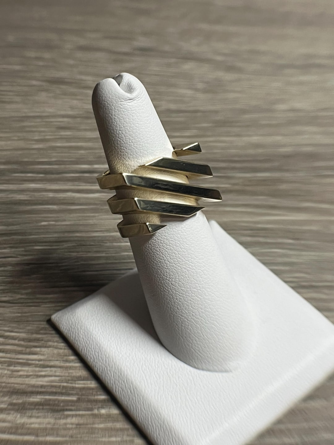 Solid 10k Gold Geometric Illusion Ring - Etsy
