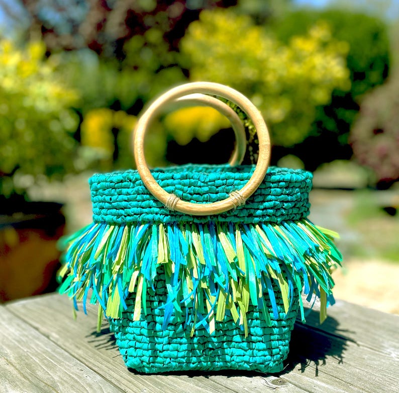 Bahama Bucket Bag - Locker Hook & Latch Hook Kit - Etsy