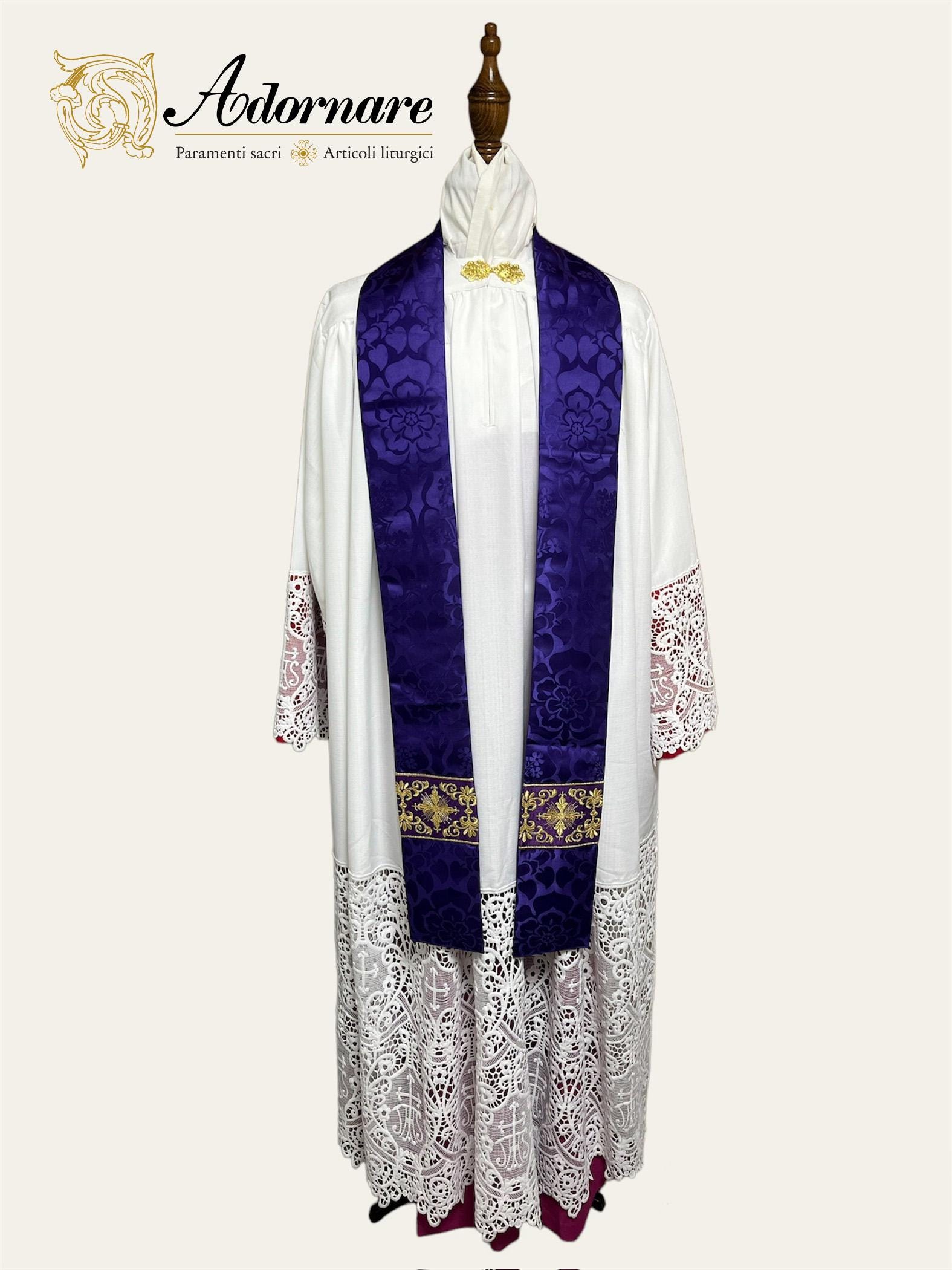 Purple/violet Semi-gothic Chasuble With Machine-embroidered Orphrey and ...