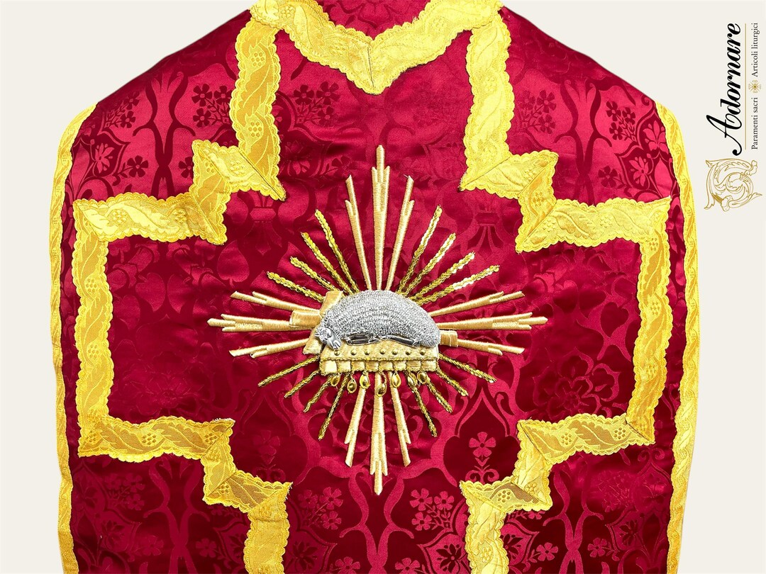 RED Agnus Dei French Roman Chasuble Pianeta Fiddleback Latin Low Mass ...