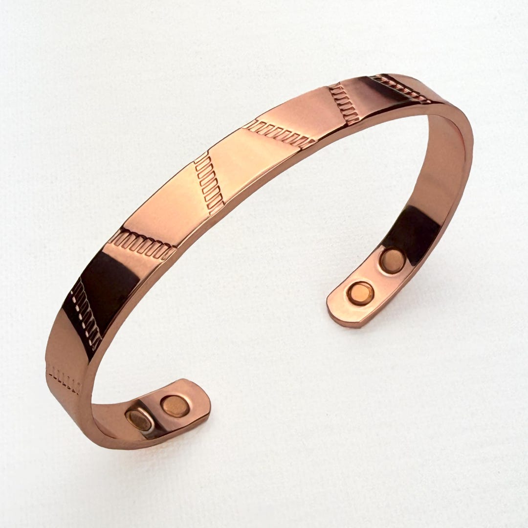Elegant Pure Copper Magnetic Therapy Bracelet for Pain Relief & Healing ...