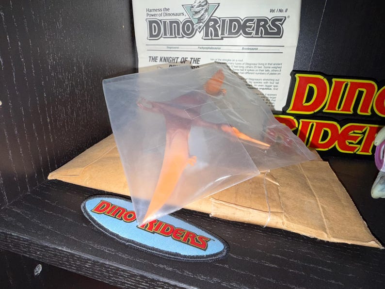Dino Riders - Pterodactyl Quetzalcoatlus - Base Stand Cone Tyco - Repro ...