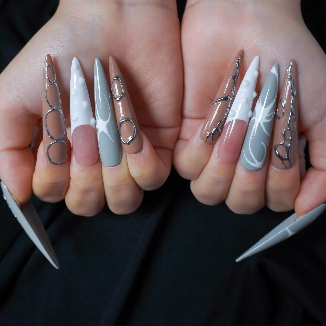 3D Metallic Silver on Gray Long Stiletto Press on Nails Goth, Chrome ...