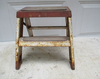 Vintage Metal Wire Step Foot Stool Plant Stand Farmhouse Garden Wedding ...