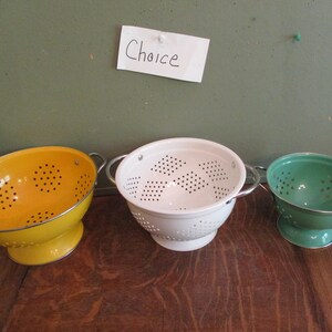 Colander Strainer Enamel White LEFT Vintage Farmhouse CHOICE - Etsy