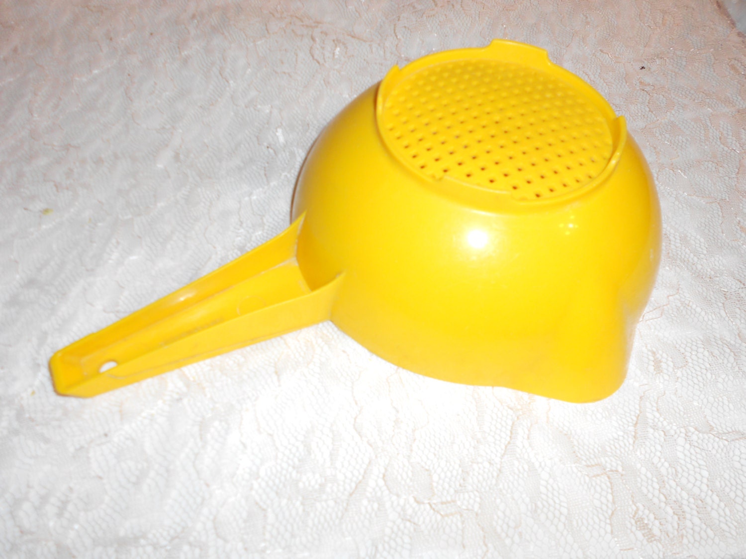 Tupperware Strainer 1 Quart Yellow Colander or Strainer - Etsy