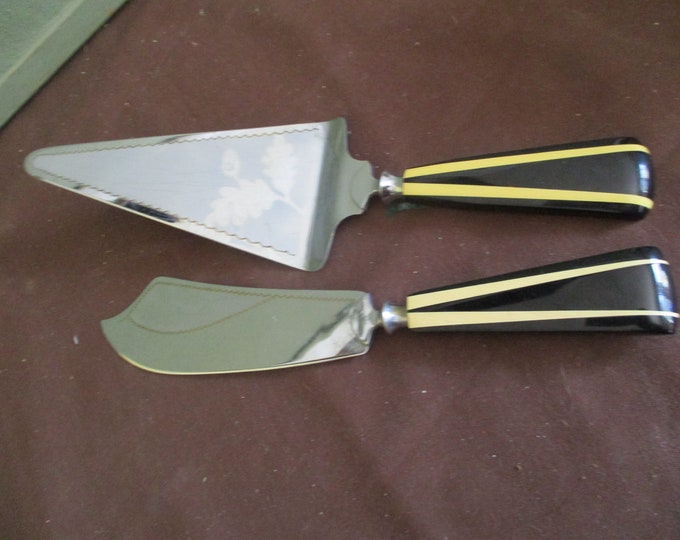 Retro Serving Bakelite Two Color Serving Set by Eugen Haering Solingen ...