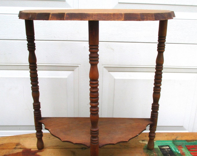 Half Moon Side Pie Crust Table Vintage Wood Spindle End Stand - Etsy