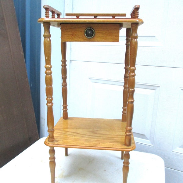 Spindle Leg End Table - Etsy