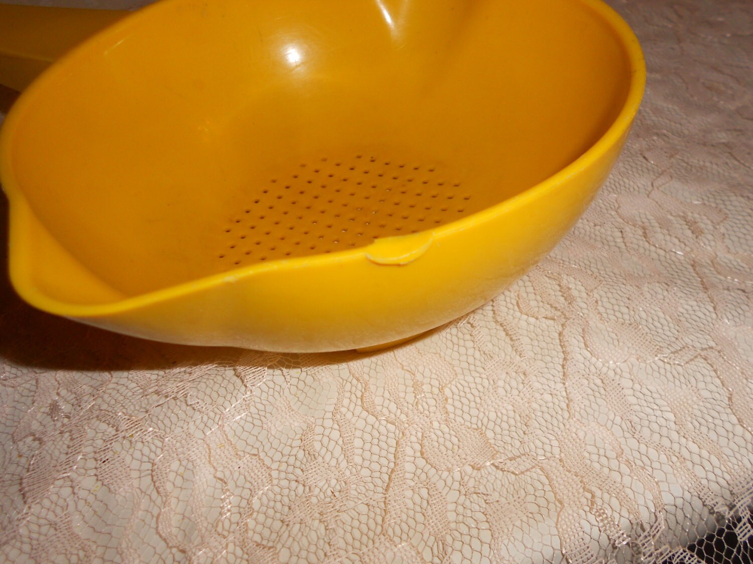 Tupperware Strainer 1 Quart Yellow Colander or Strainer - Etsy