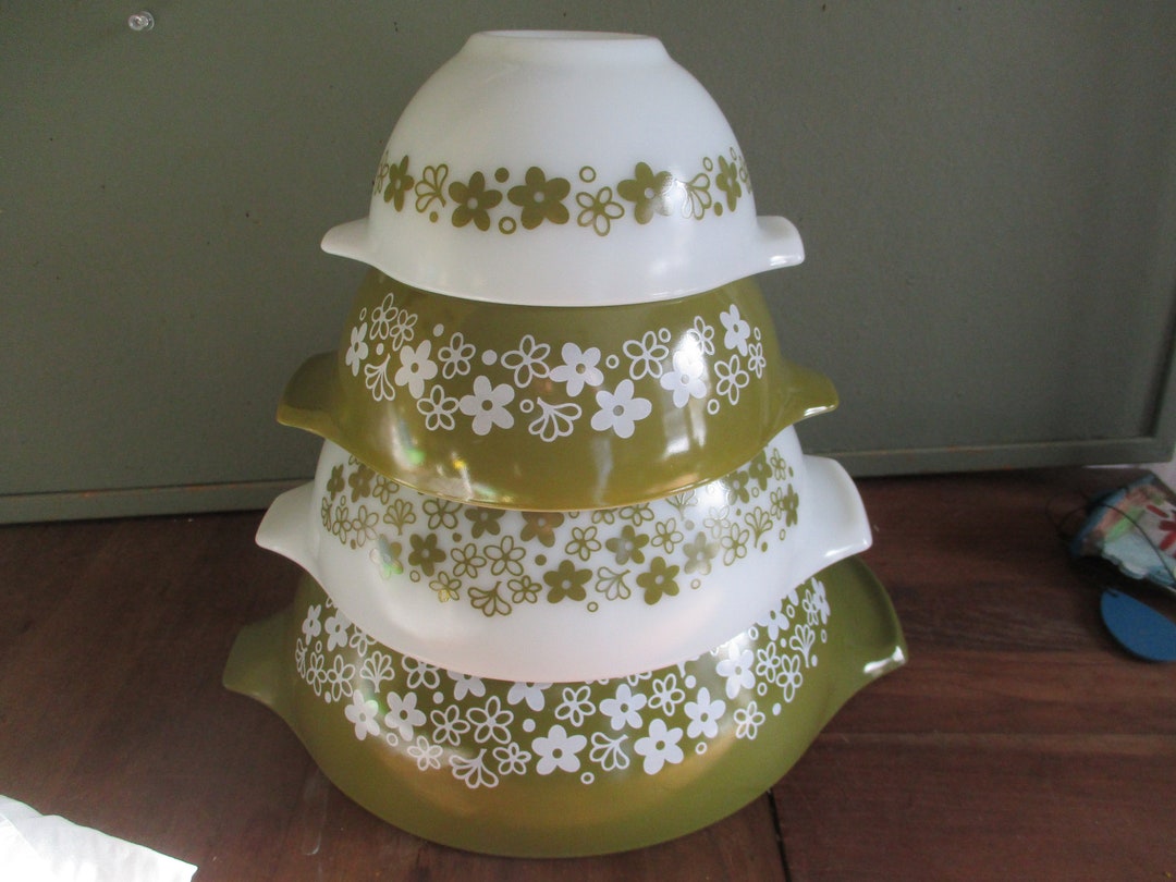 Pyrex Spring Green Bowls Cinderella Nesting Mixing Crazy Daisy Vintage ...