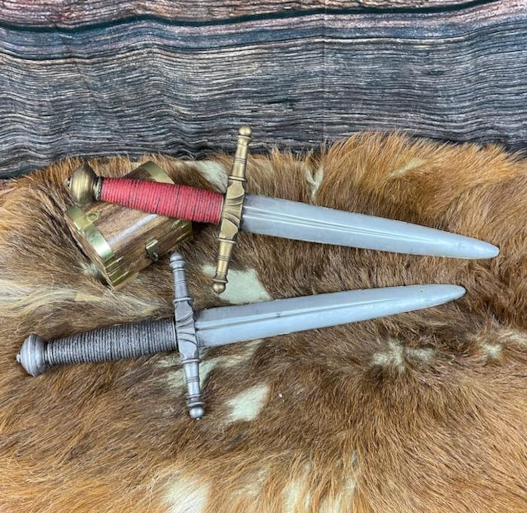 LARP Dagger "federico" - Foam - LARP, Cosplay, Sfx, Renfair, Cinema ...