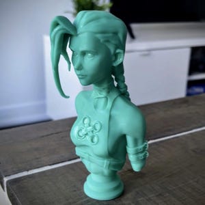 3D Printed Half Jinx Statue Unpainted Gray 15cm Tall Arcane League of Legends Inspired Figure - Etsy