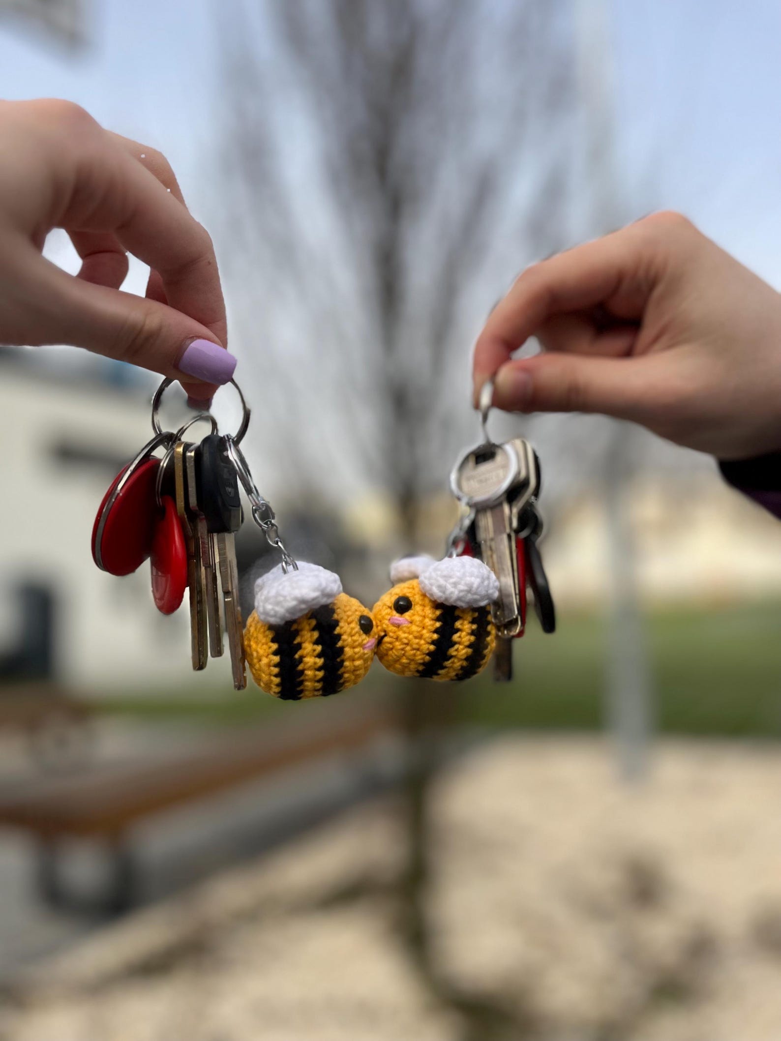 Bee Couple Keychains Kissing Bees Crochet Keychains, Handmade Gifts for ...