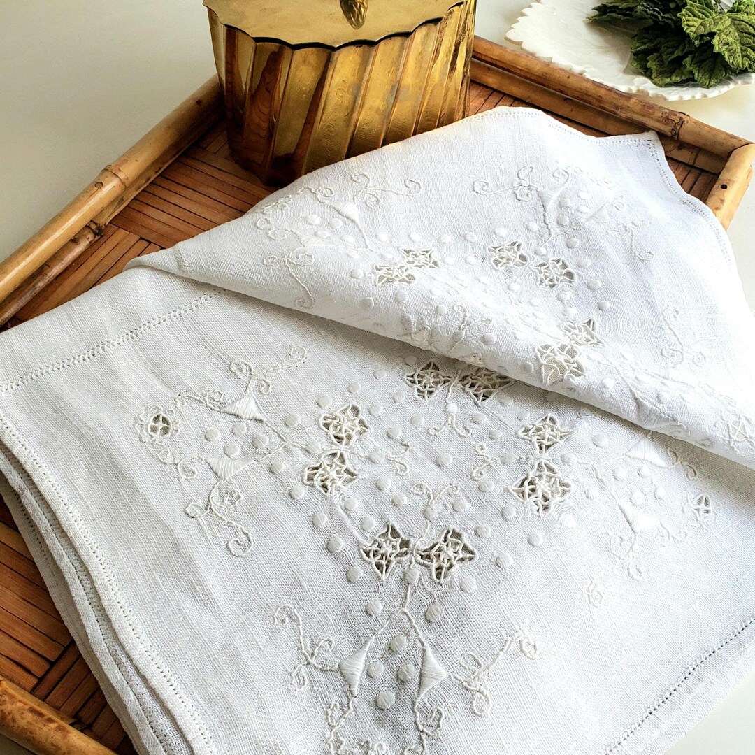 Superb 1920s White EMBROIDERED Linen Tablecloth, Drawnwork Pulled ...