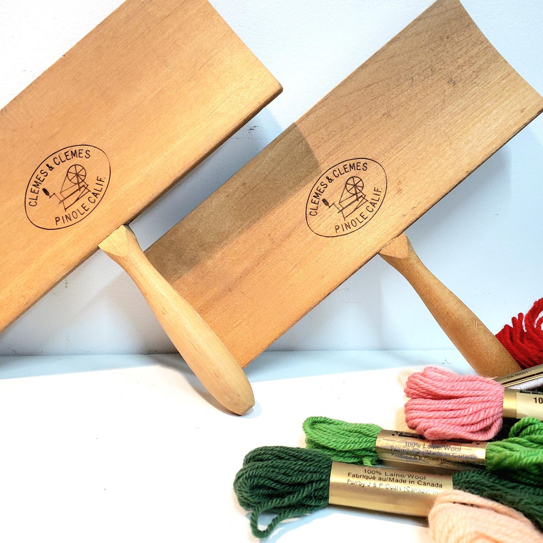 Pair of Large Clemes & Clemes CURVED HAND CARDERS, Paddles for Wool ...
