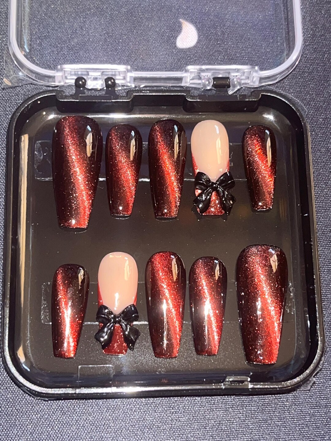 Red X Black Cat Eye Set - Etsy