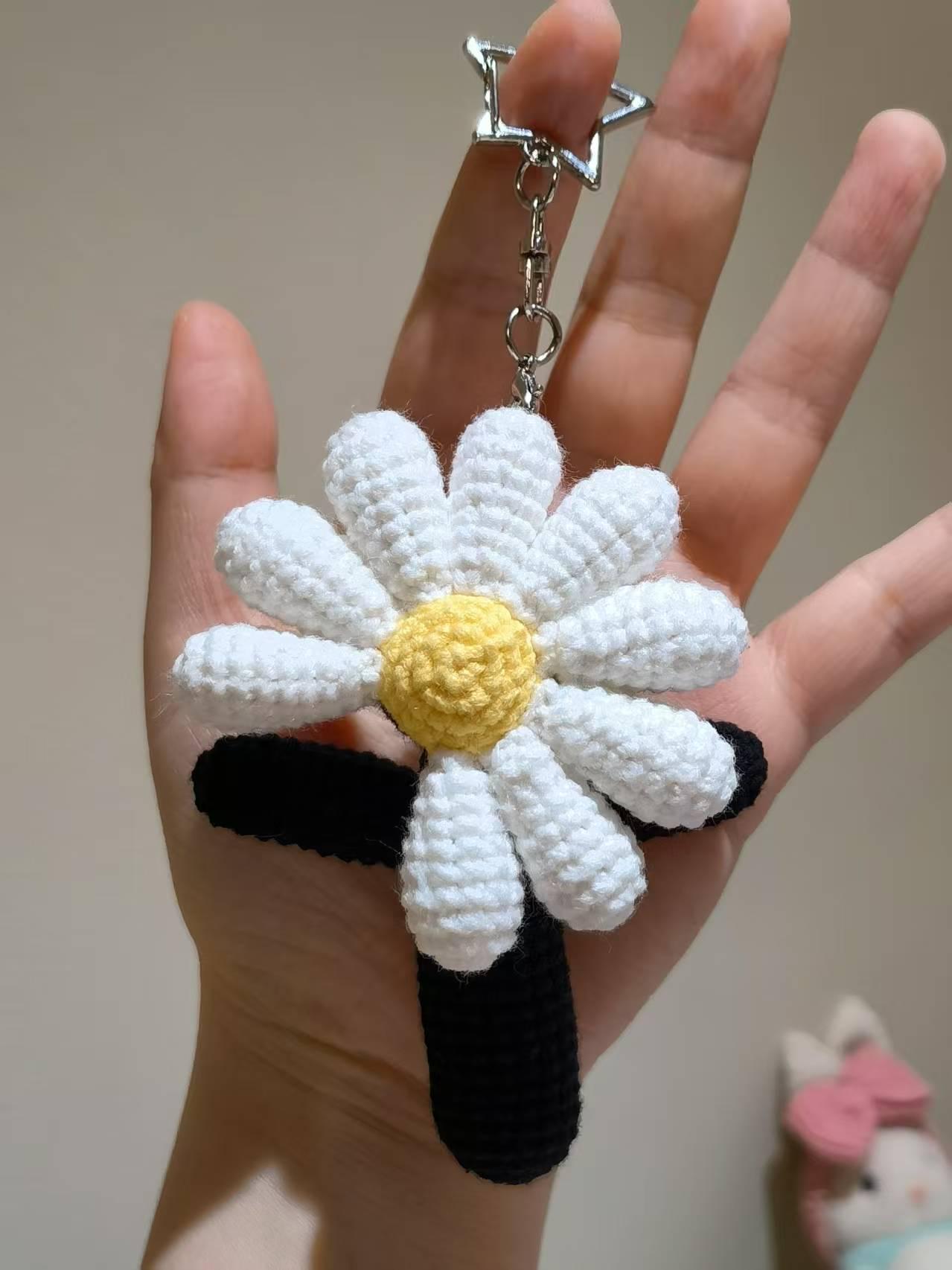 Crochet G Dragon Daisy Lightstick Pattern | KPOP | Pattern - Etsy
