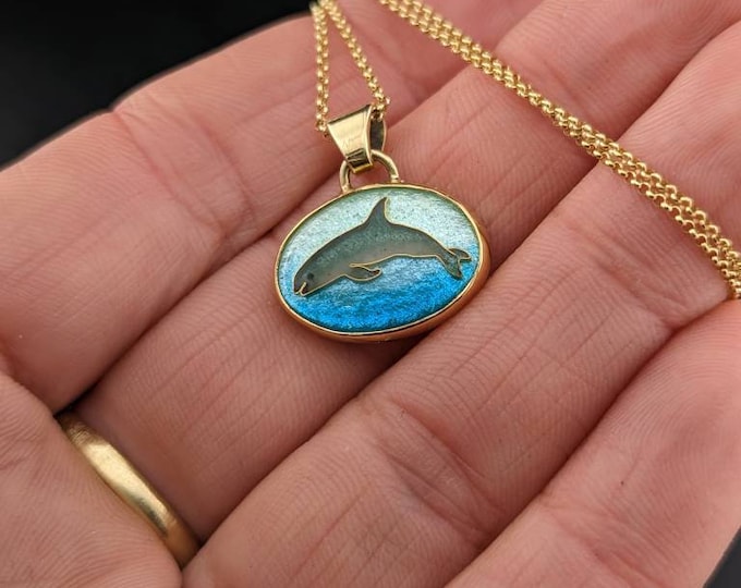 18k Gold Vaquita Cloisonné Pendant - Etsy