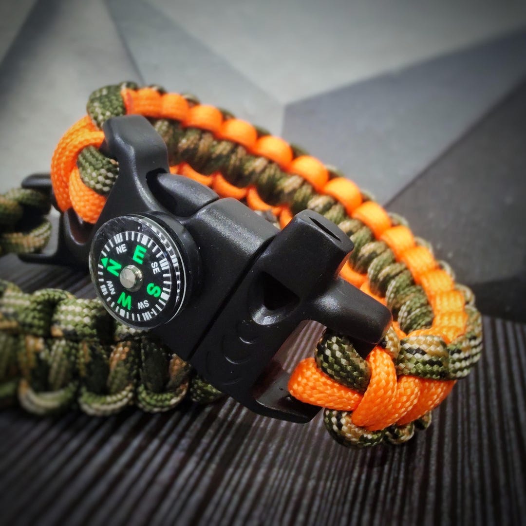 Custom Paracord Bracelet With Compass and Whistle, Personalized Colors ...