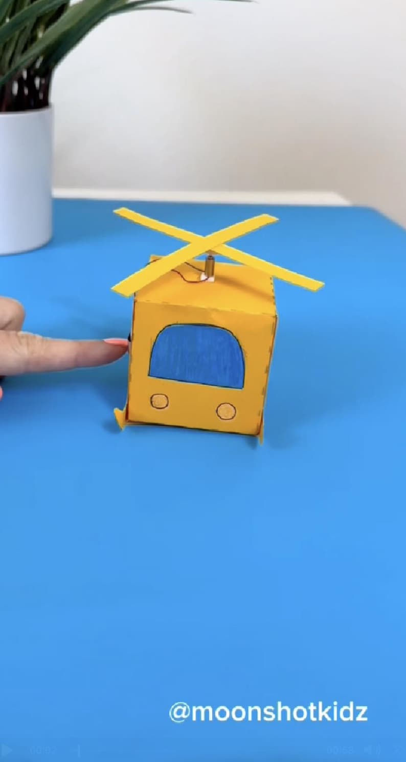 Moonshotkidz "paper Helicopter" Template & Instructions for Interactive ...