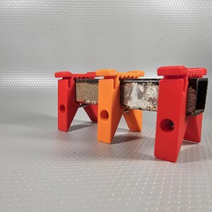 TRICKBUILT Scissor Lift Akrobin Hanging Bracket 6ct. - Etsy