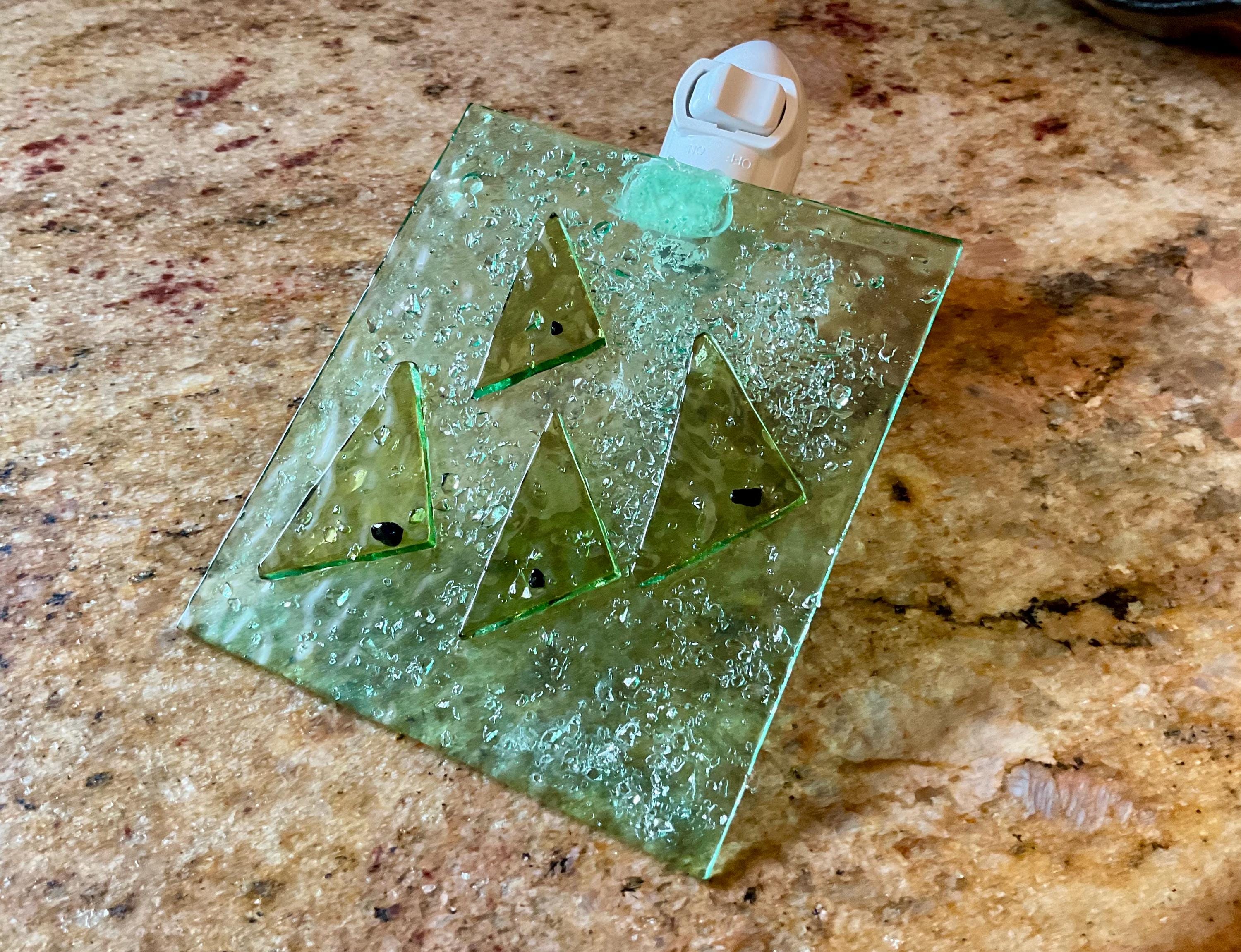 Pale Green With Green Fish, Nite Lite With Sparkling Chips Gives off a ...