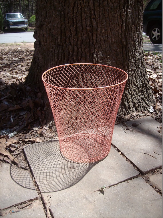 Decorative Wire Trash Can
