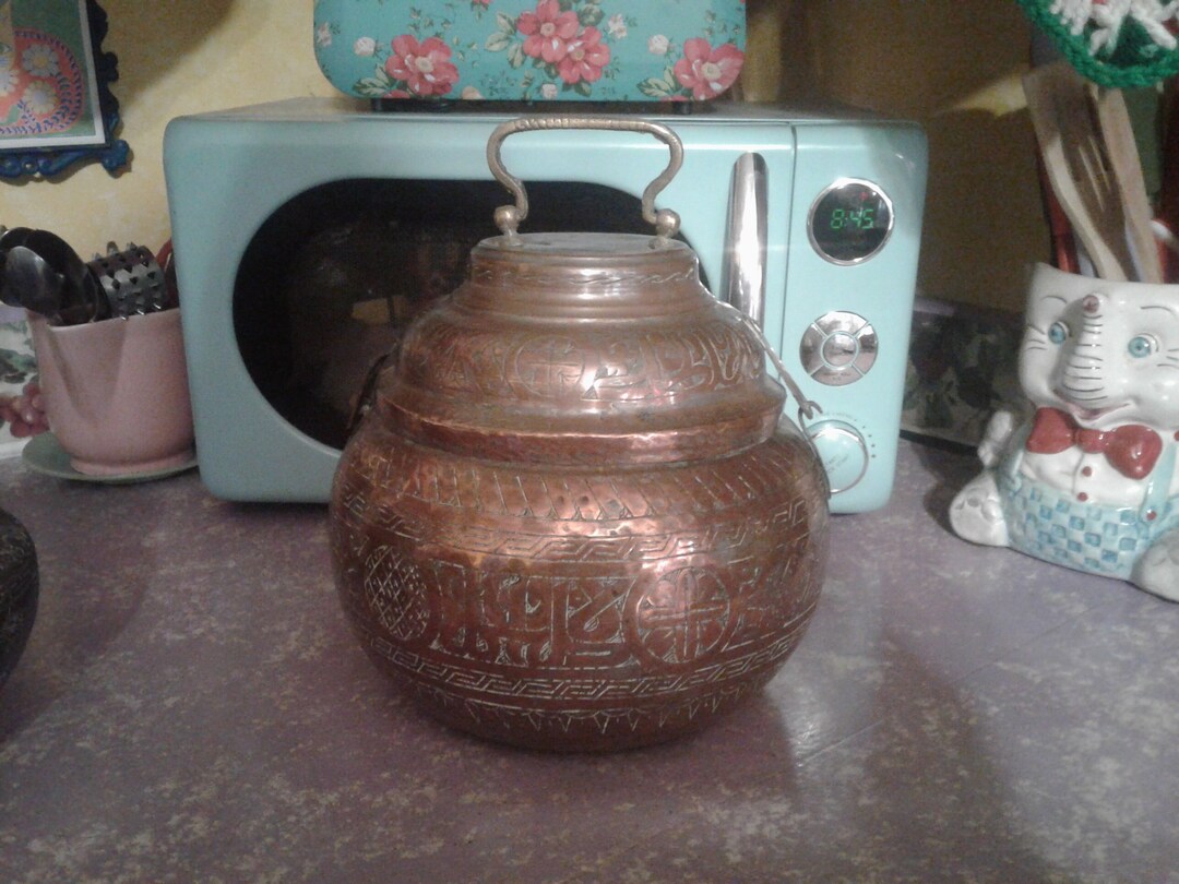 Extra Large Round Vintage Turkish Hammered Copper Chapati Box / Lidded ...