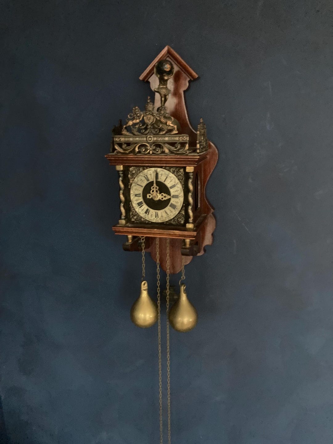Vintage Zaanse Pendulum Clock – 1960s Dutch Oak Wall Clock - Etsy Singapore