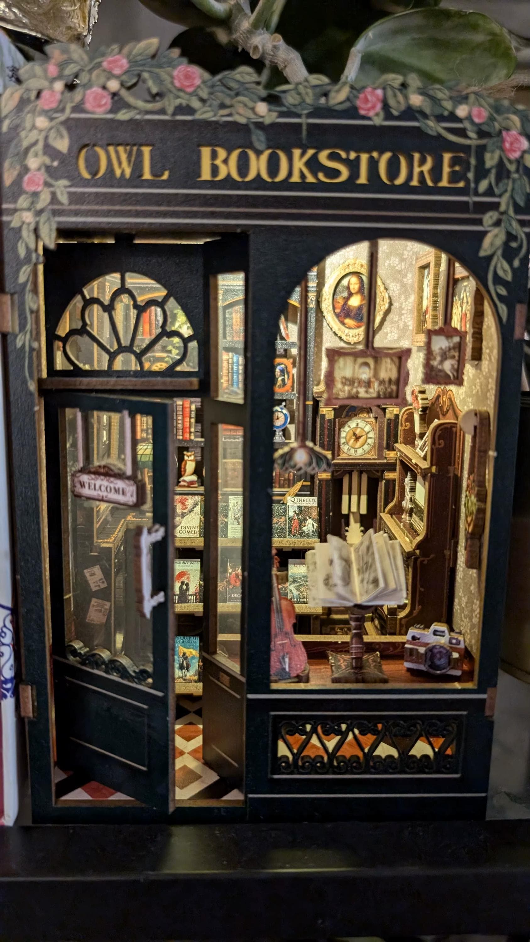 Retro DIY Book Nook Kit – Create Your Own Unique Bookshelf Decor ...