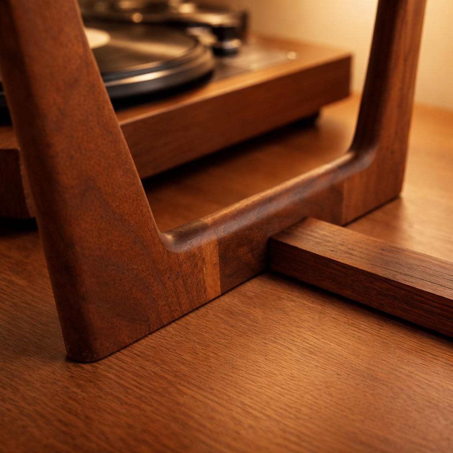 Solid Wood Record Flip Rack – Mid Century Vinyl Record Holder | Mango ...