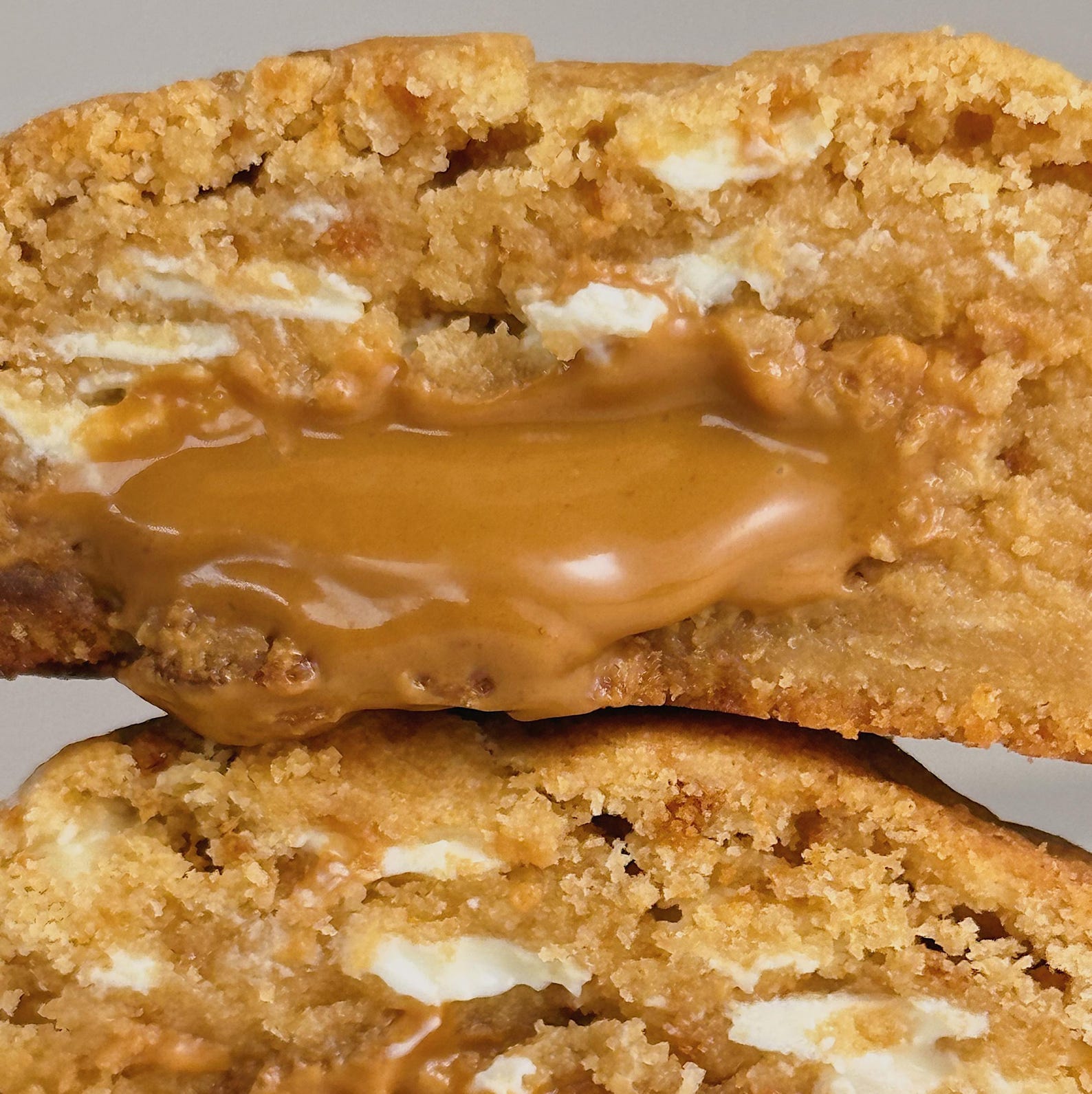 Chunky Biscoff Cookie Recipe PDF | Nyc-style Bakery Cookie Recipe ...