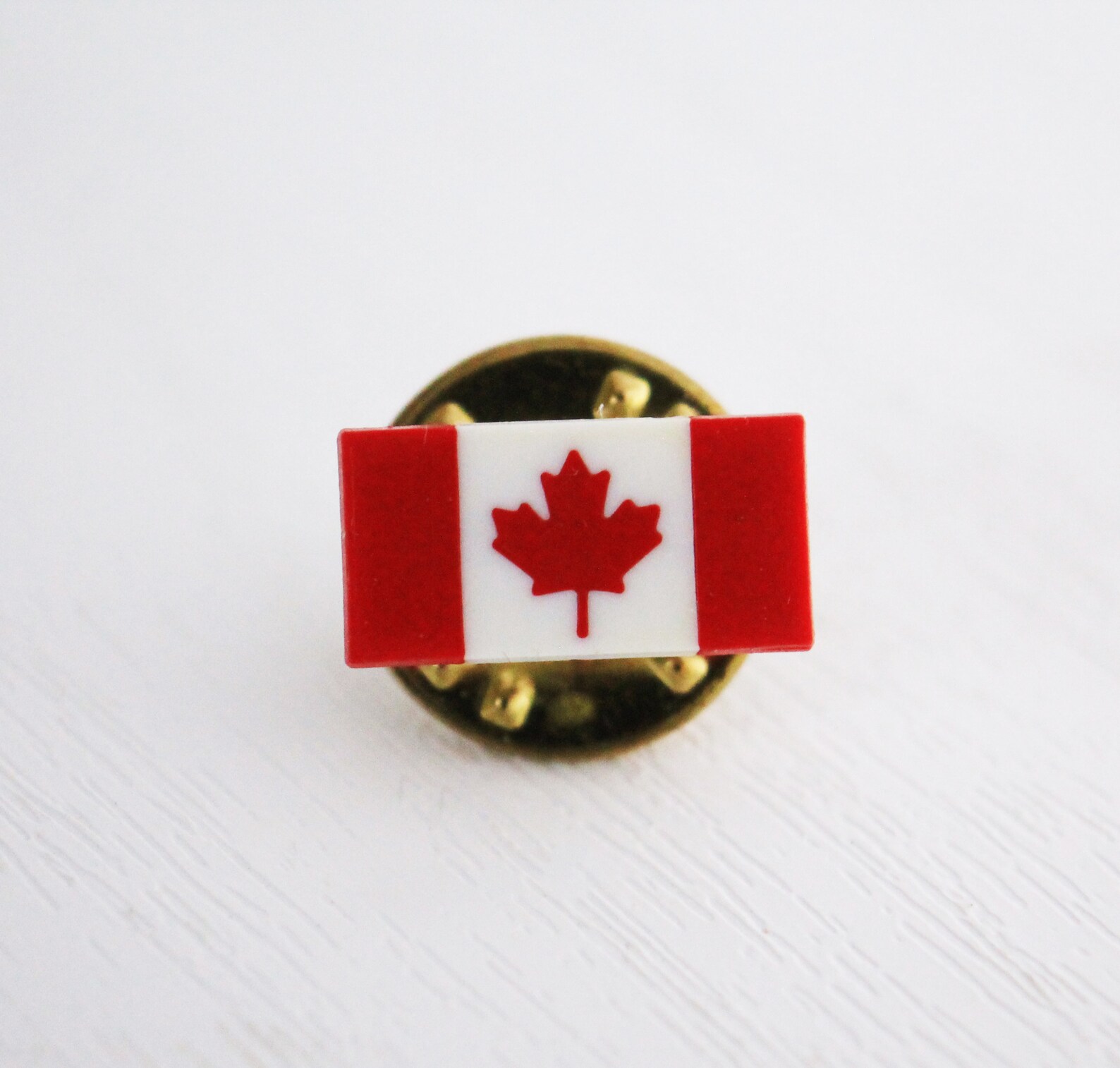 Canadian Flag Pin, Maple Leaf Canada Lapel Pin, Backpack Pin, Jacket ...