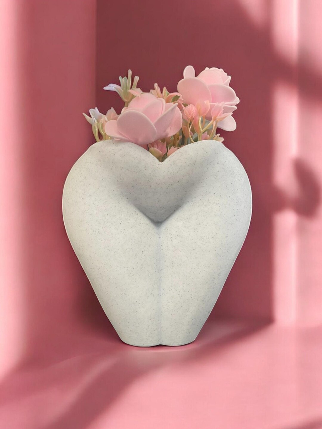 Heart Shaped Curvy Woman Flower Pot Planter, Modern Indoor Plant Pot ...