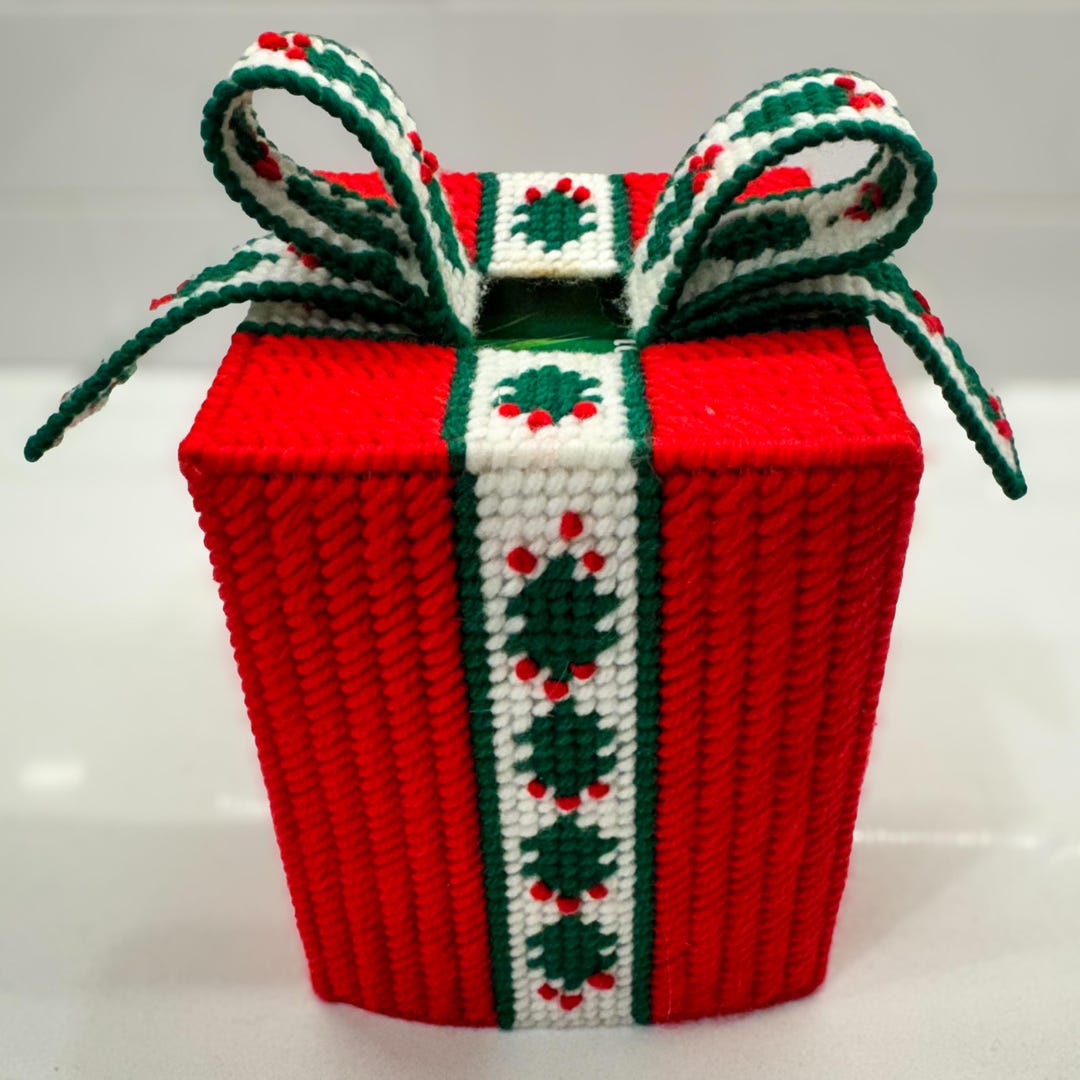 1970s Vintage Handmade 3D Holly Berry Christmas Present Tissue Box ...