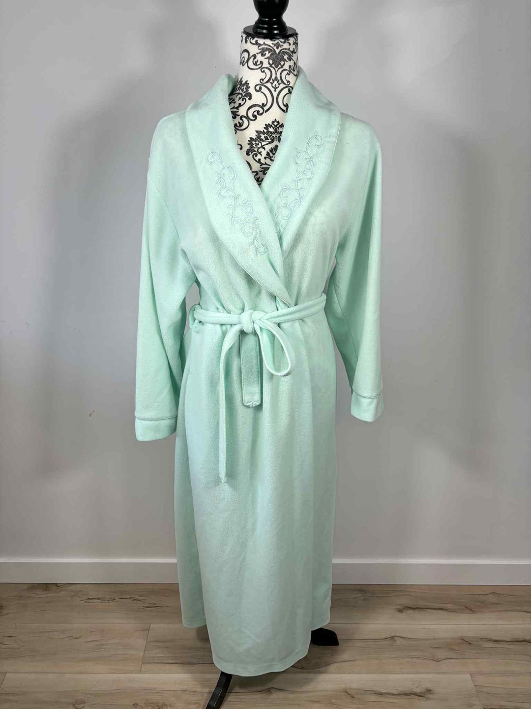 Vintage Penmans Mint Green Fleece Robe Belted Long Housecoat Shawl ...