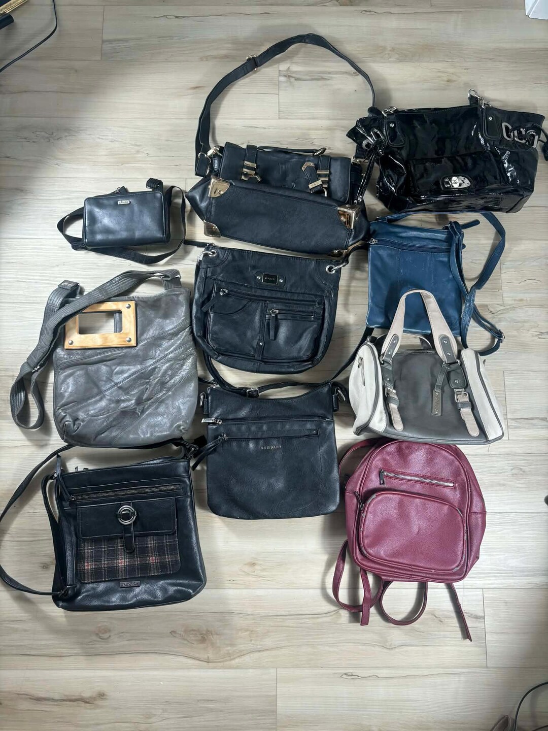 Set of 10 Vintage and Y2K Style Faux Leather Satchels and Handbags ...