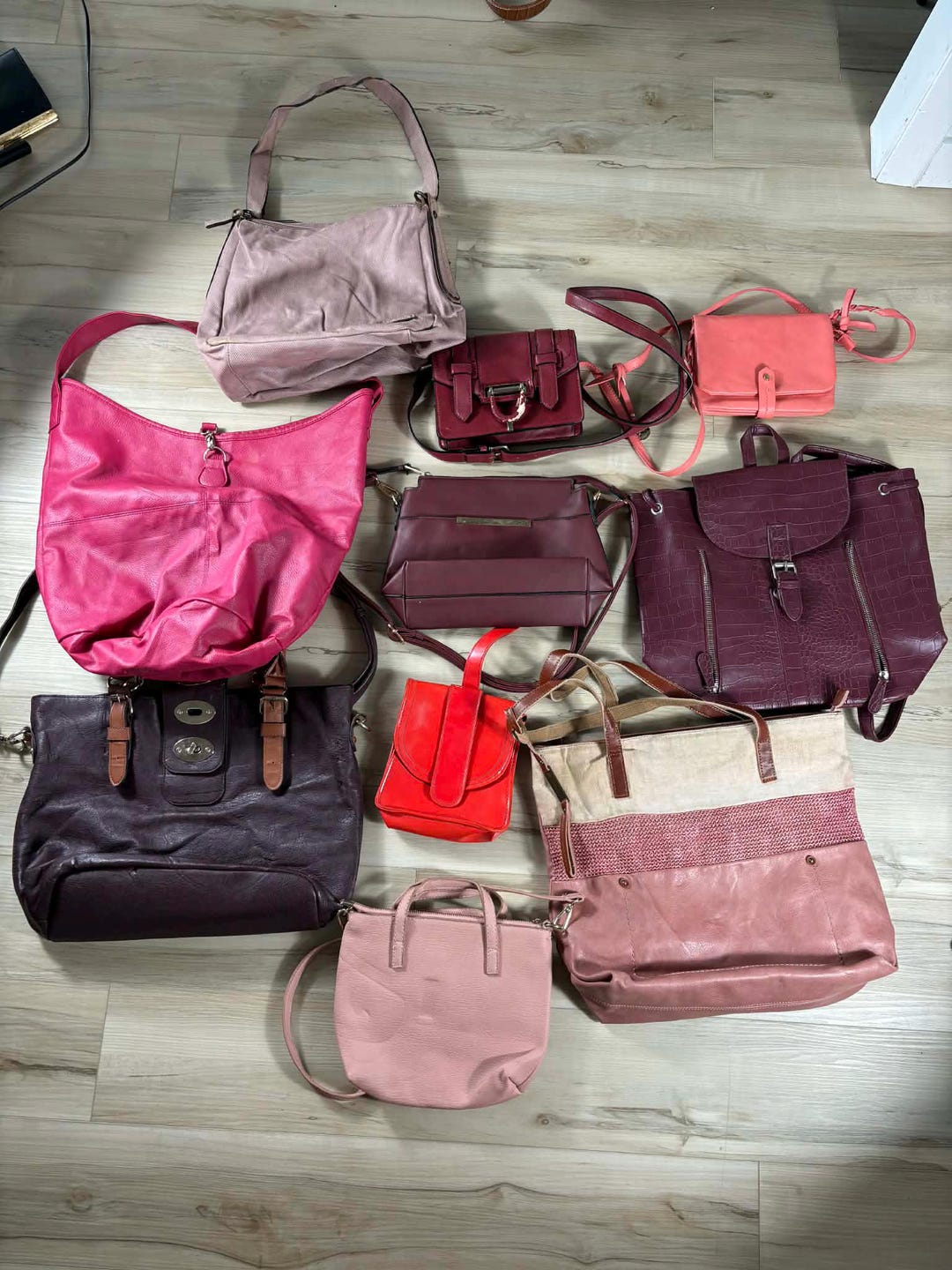 Set of 10 Vintage-style Y2K Handbags and Satchels in Shades of Pink and ...
