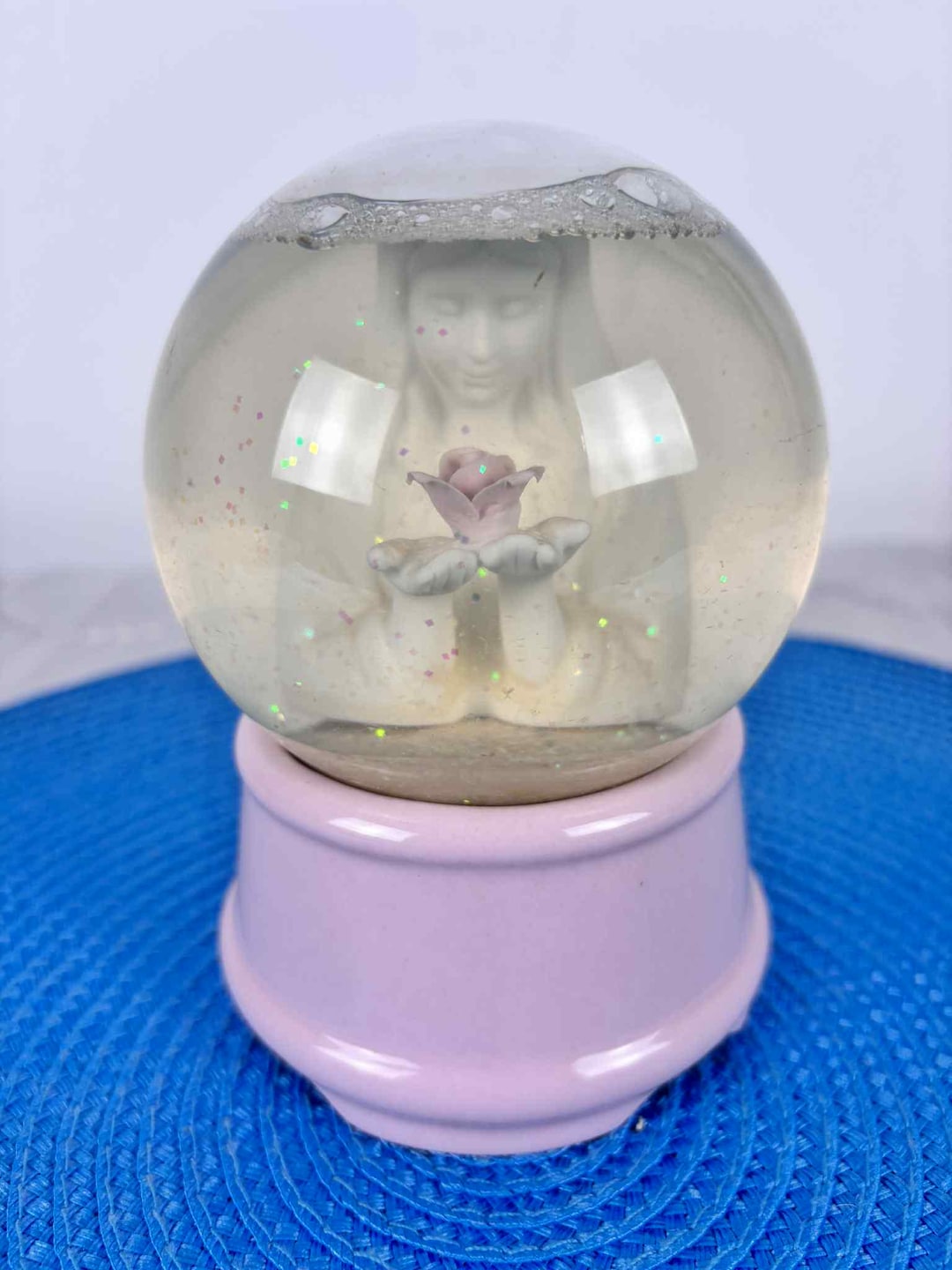 Vintage Religious Musical Snow Globe – Virgin Mary Angel With Flower ...