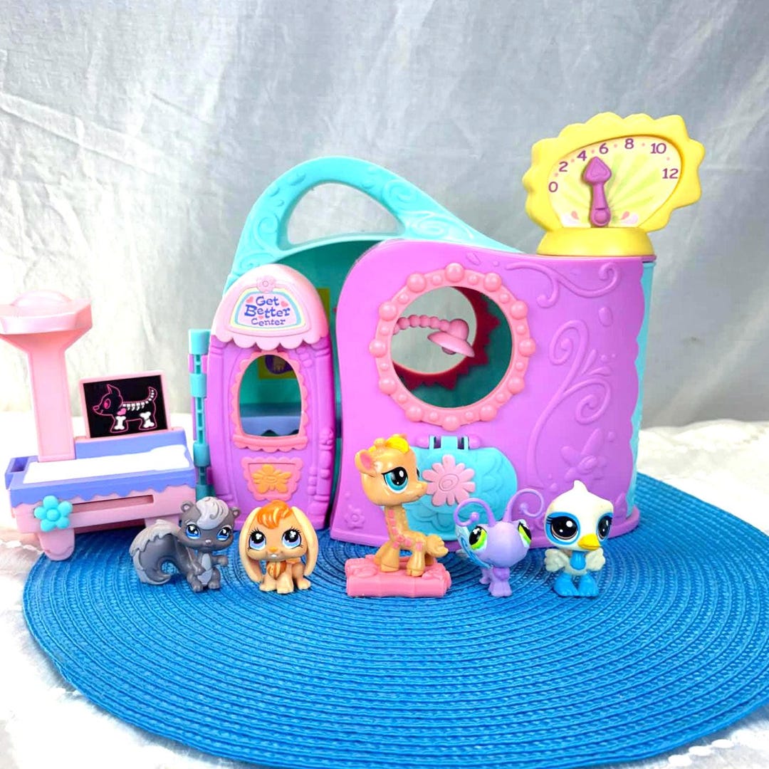 Littlest Pet Shop Vet House 2005 Hasbro With 5 Original LPS Figures ...