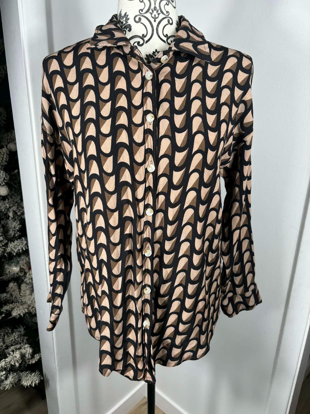 Vintage Astrid Blouse, Made in Italy, Black and Beige Graphic Print ...