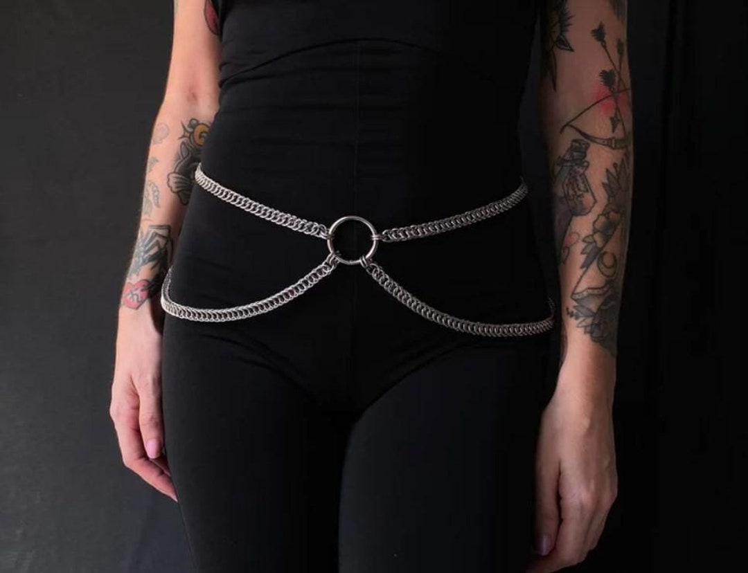 Lunar Belt | Stainless Steel Chainmail O Ring Belt | Silver Chains Belt ...
