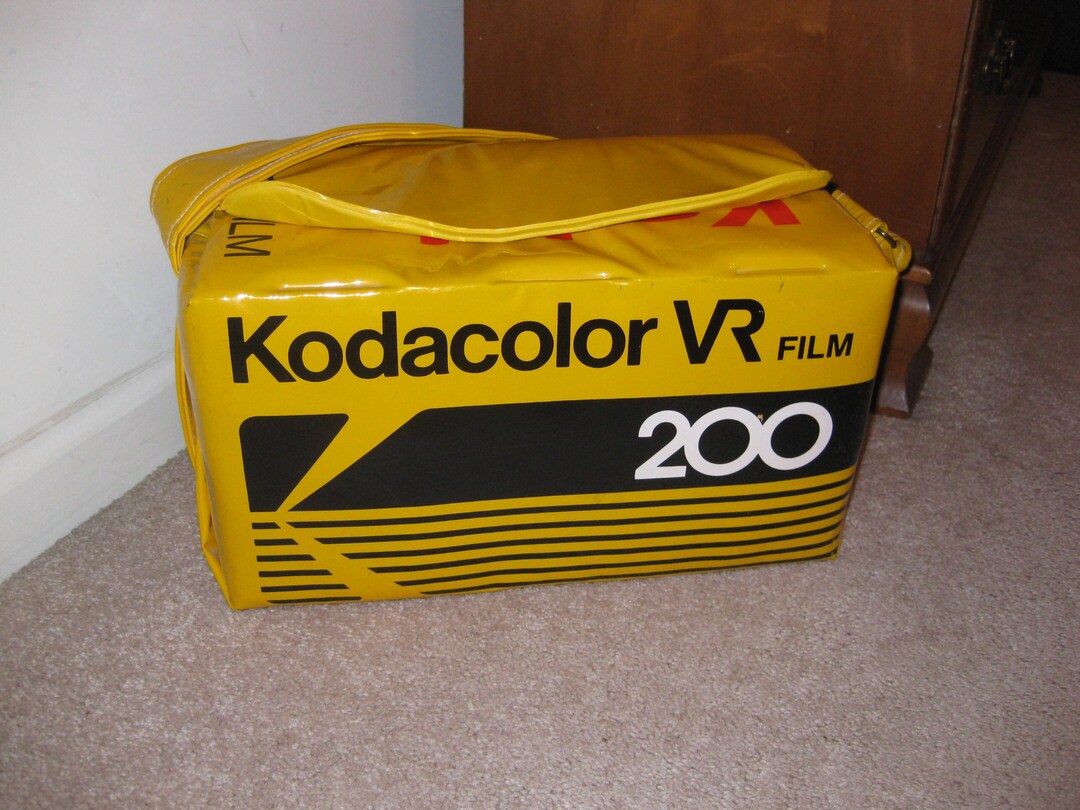Vintage Kodak Film Bag | Kodacolor VR 200 Film Shoulder Bag | Yellow Kodak Advertisement ...