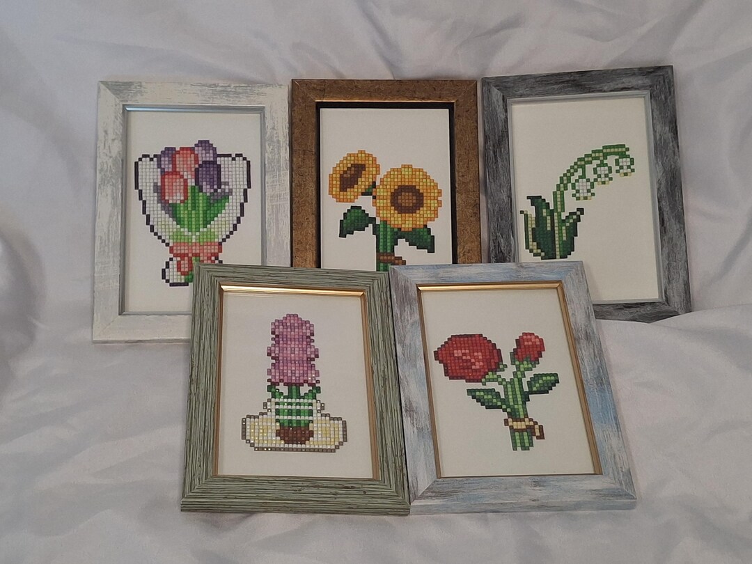 Pixel Art Flower Frames - Etsy