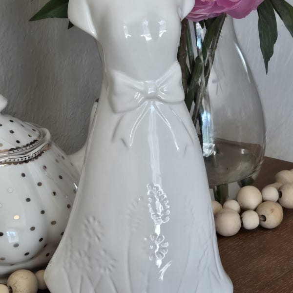 Wedding Dress Vase - Etsy