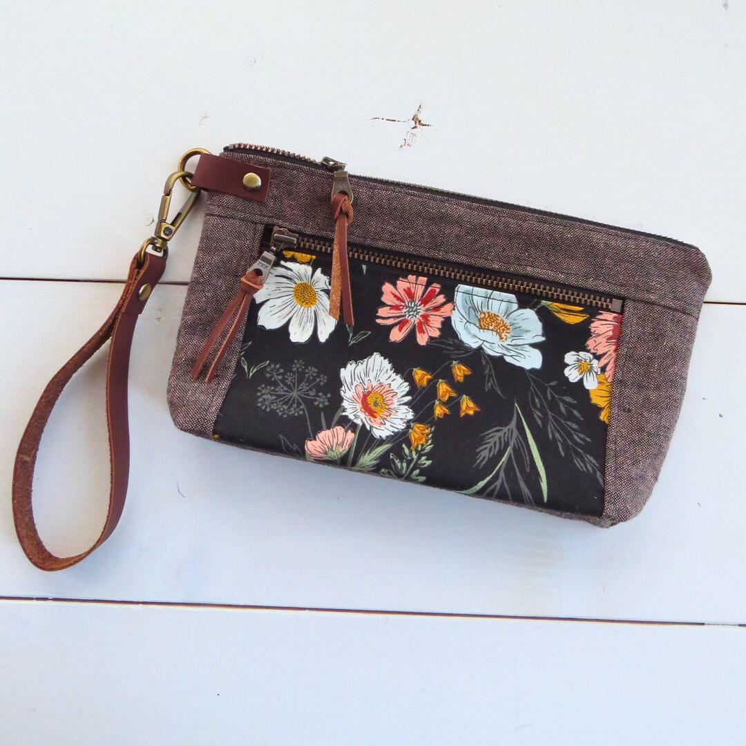 Flower Devon Wristlet Pouch Double Zip Leather Clutch Black Wildflower ...