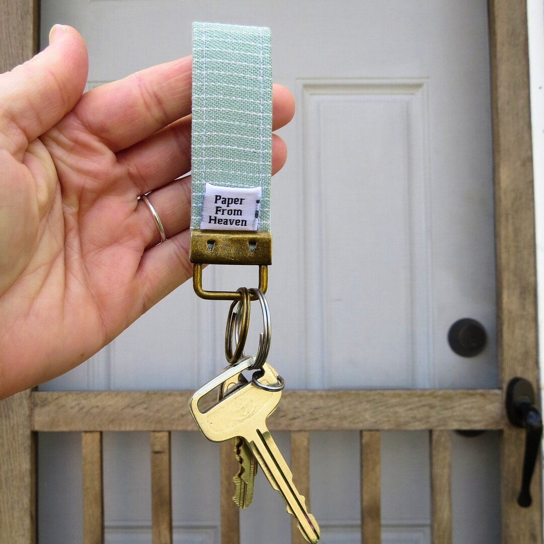 Vintage Spring Key Fob Mini Finger/wrist Keychain Fun Accessory Gift ...
